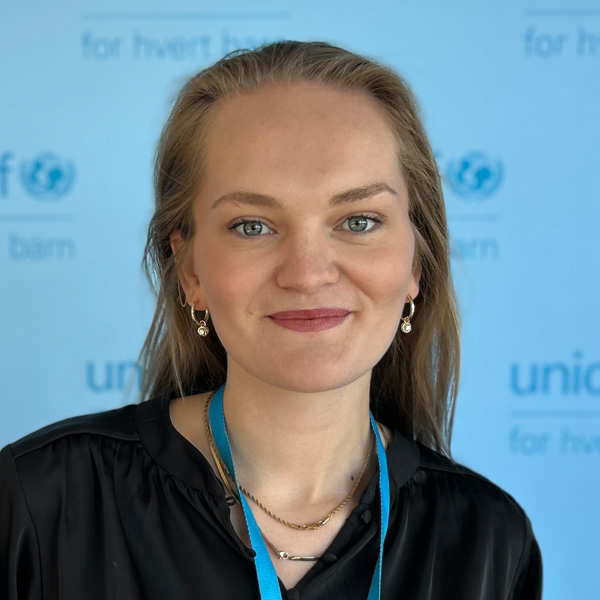 Kontakt oss | UNICEF