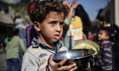 Nå hvert barn i tide | UNICEF Norge